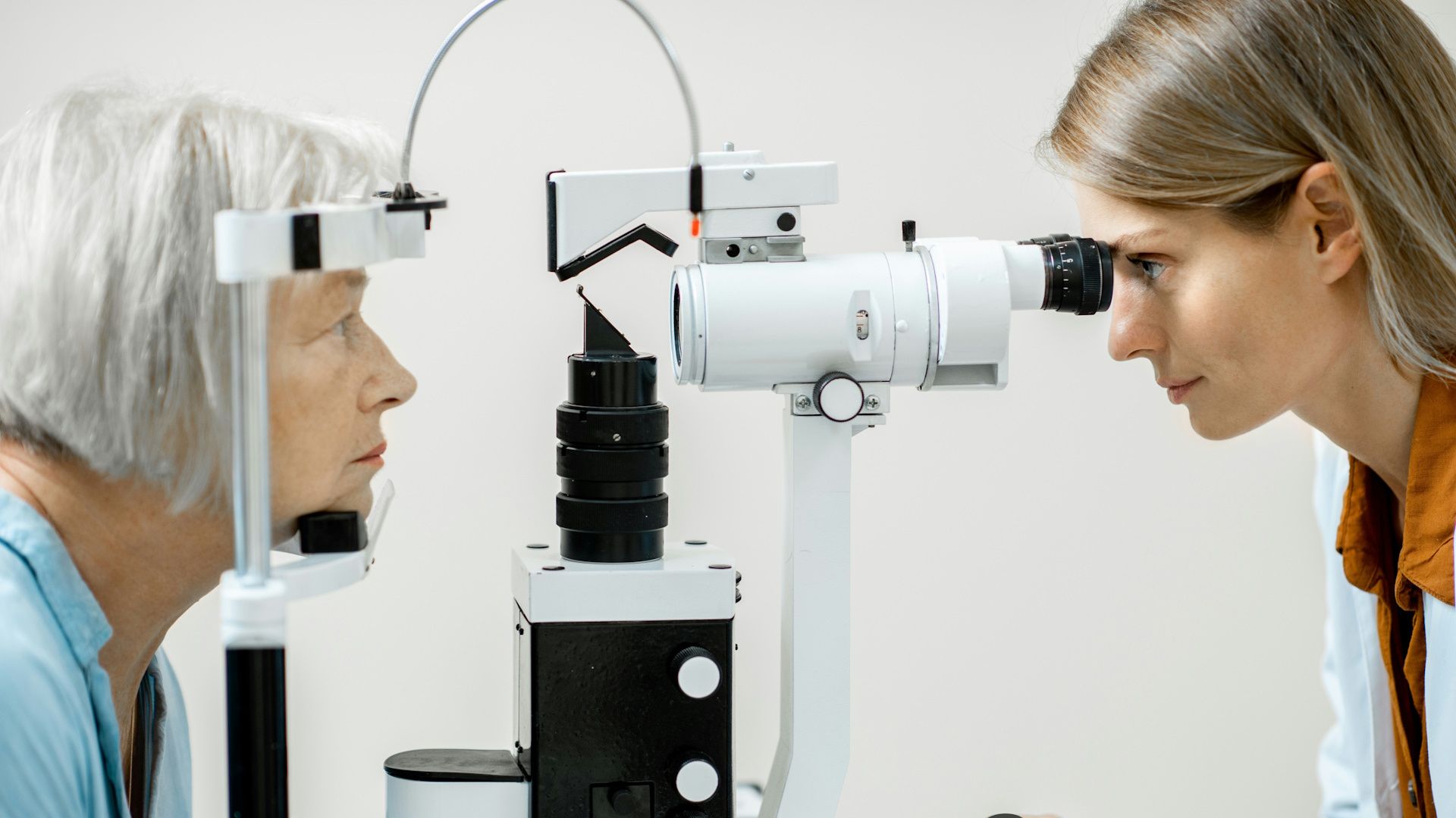 How to Visit an Ophthalmologist in Luxembourg in 2025: Costs ...
